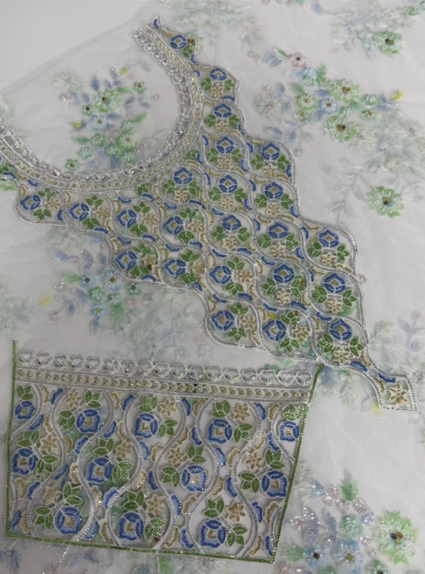 Thoob Elegant Emirati thoob Fabric. Unstitched Mukhawar Fabric from 7 ...