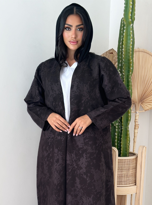 Noa Noa _ A modern abaya that blends minimal design with timeless ...