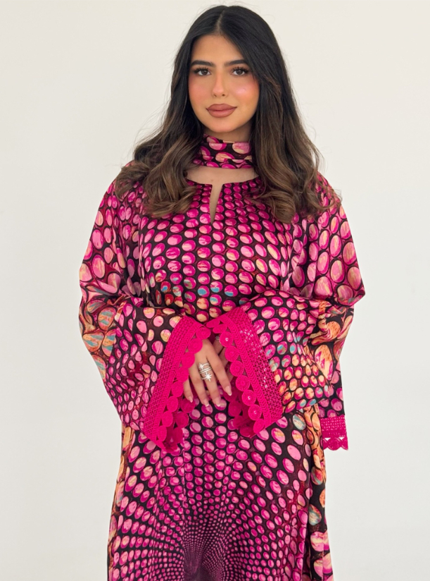 JD009 Silk Kaftan with hidden belt and extra Scarf Kaftans from Telas Line at Boksha