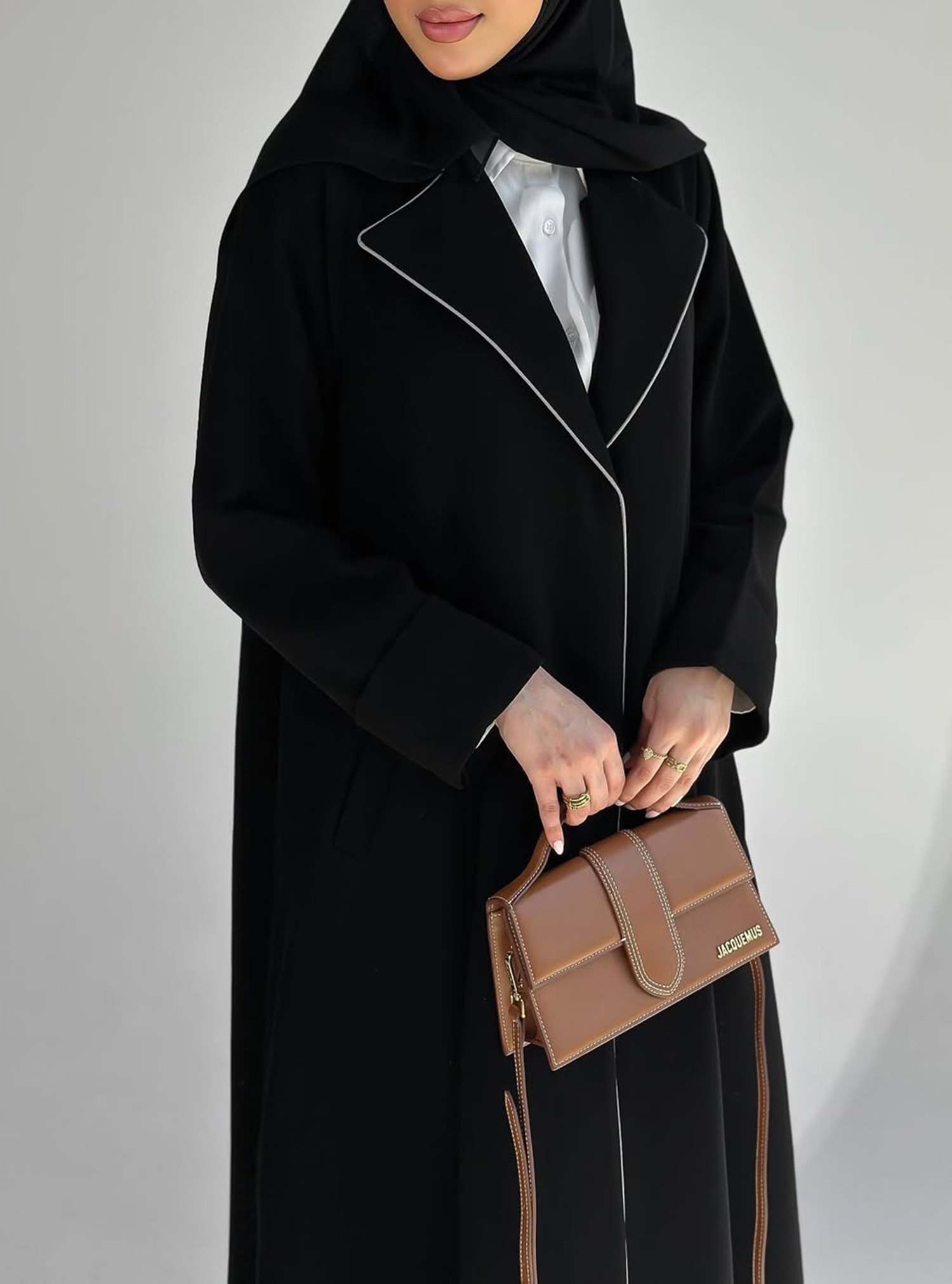 MB-09 Stylish black abaya with contrast white lining for everyday look ...