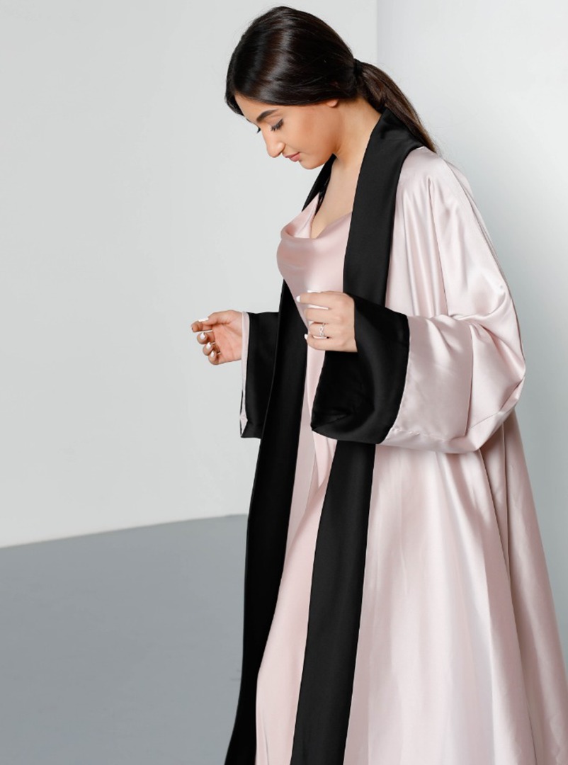 Pink Abaya Pink Abaya made out of pure silk Abayas from Silkylicious at ...