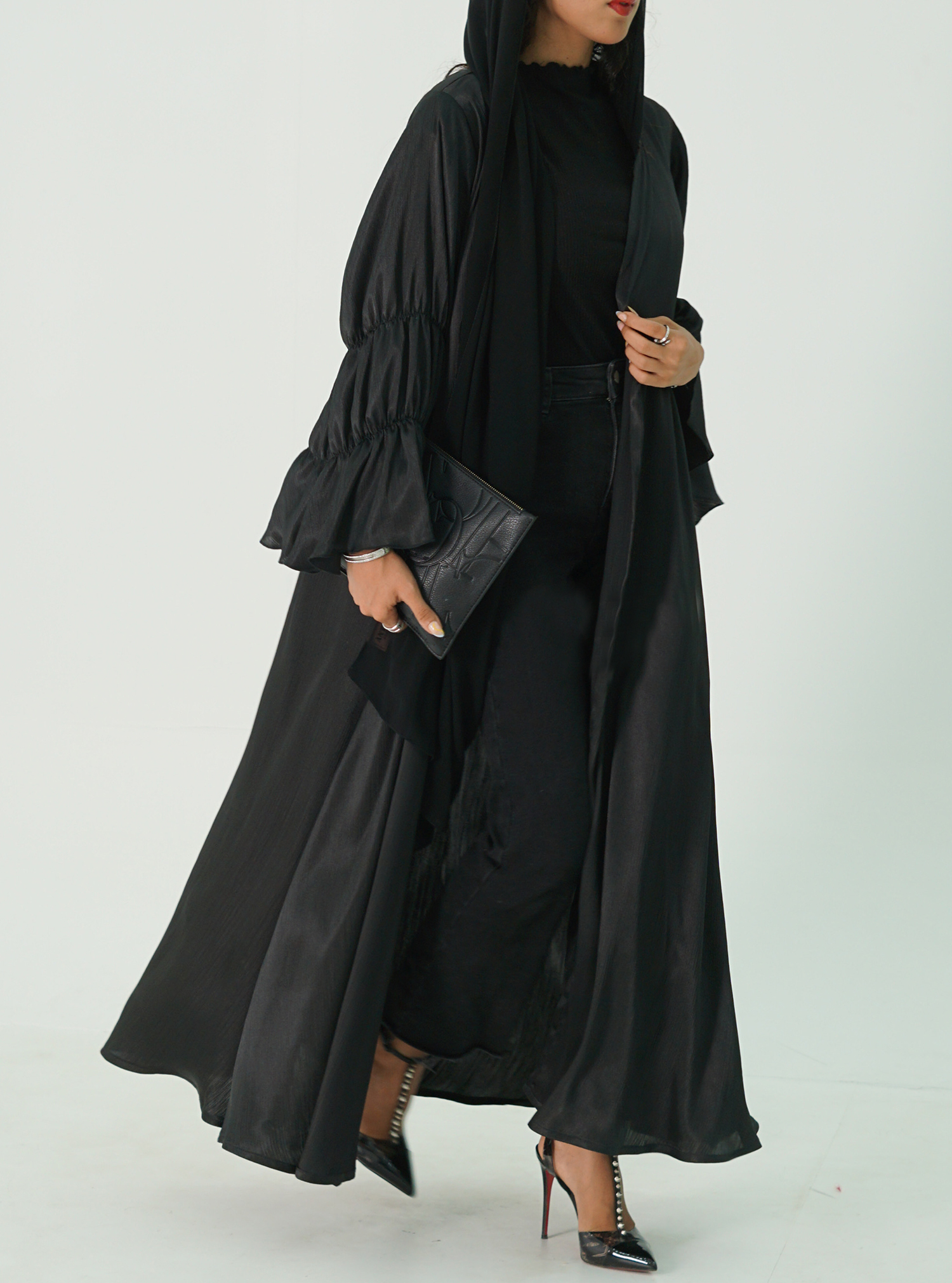Simple Abaya Simple and easy wear black abaya with Elastic stylish ...