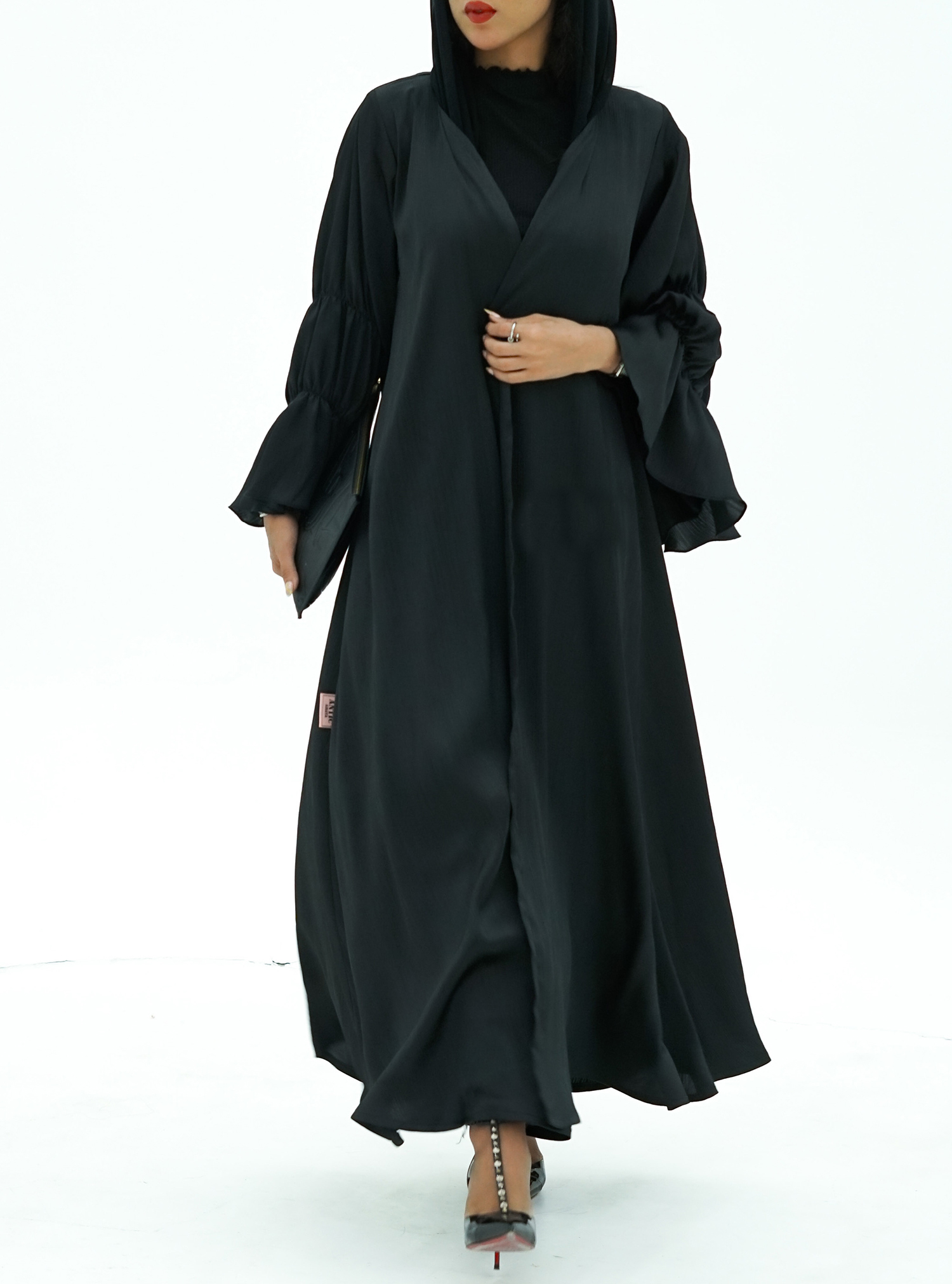 Simple Abaya Simple and easy wear black abaya with Elastic stylish ...