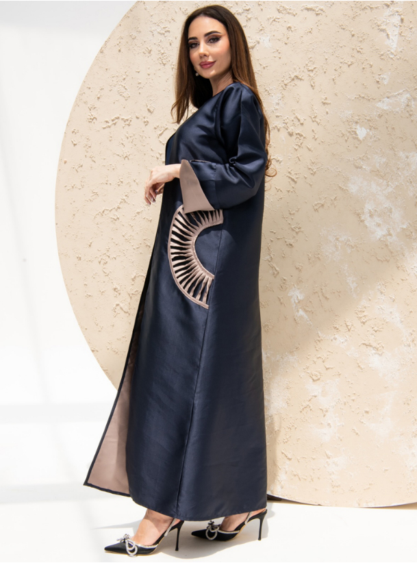 2-toned abaya 2-toned abaya with fabric appliques. Abayas from La Vie ...