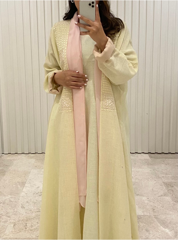Yellow Abaya 13 Light yellow abaya with light pink embroidered neckline ...