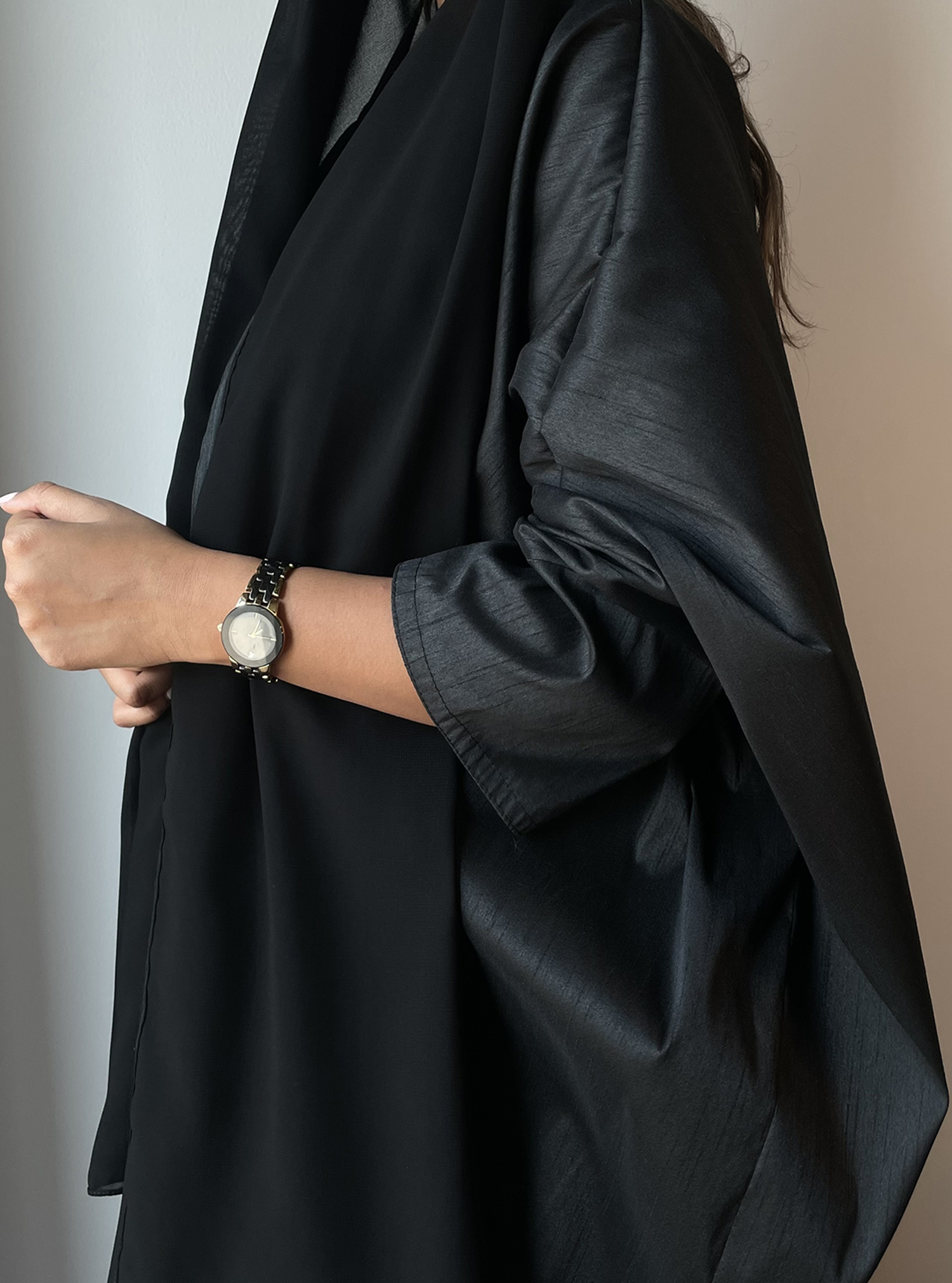Black Bisht Classic black bisht abaya with oversized fot. Comes with a ...