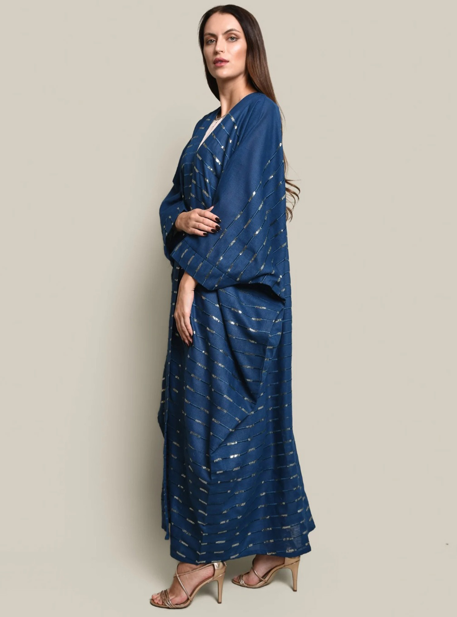 Bisht abaya Ink blue bisht abaya with embroidery. Abayas from Brokar ...
