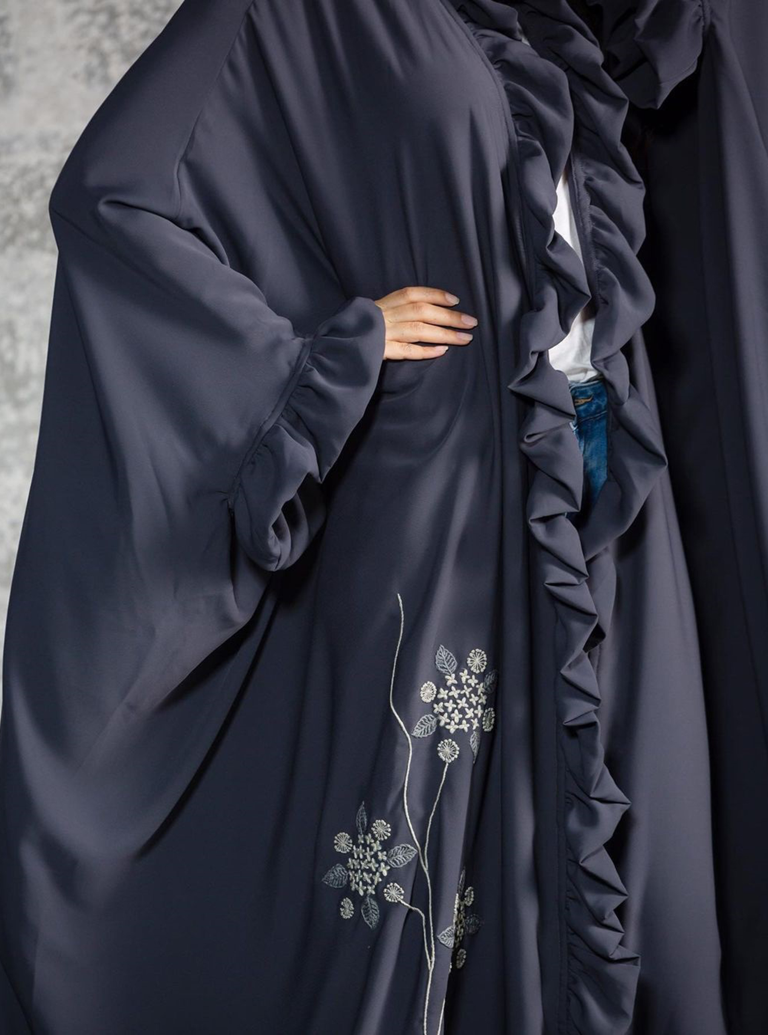 LAM-003 Abaya Navy Blue Abaya with embroidered flower design and puffy ...