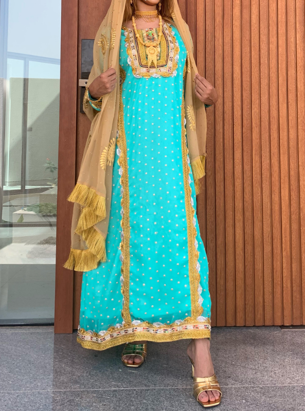 Omani Dress Modern Oman Dress with sparkles Dresses from By kakau at Boksha