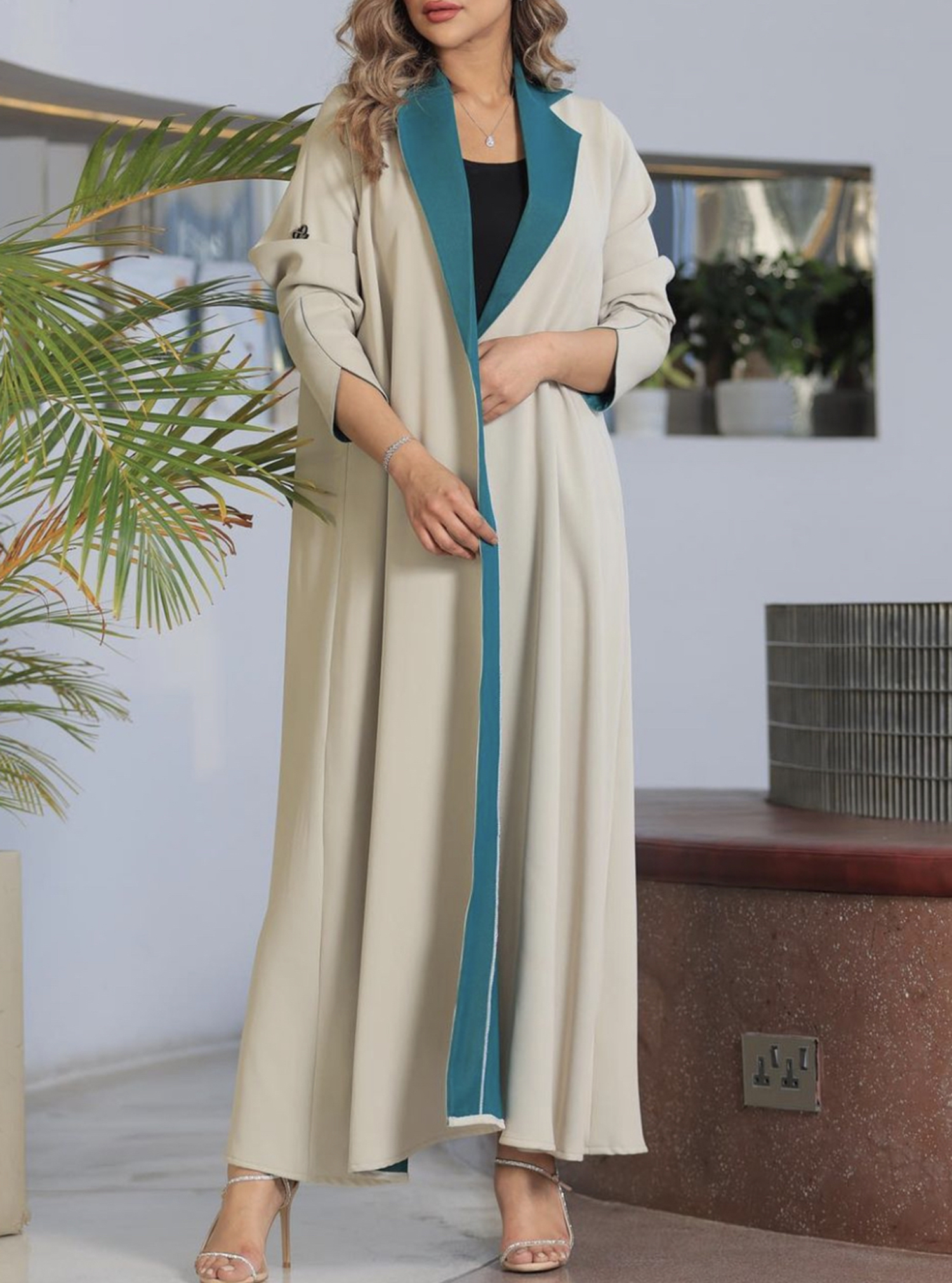 Inf012 Abaya Beige and teal colorblock abaya with collar. Comes with a ...