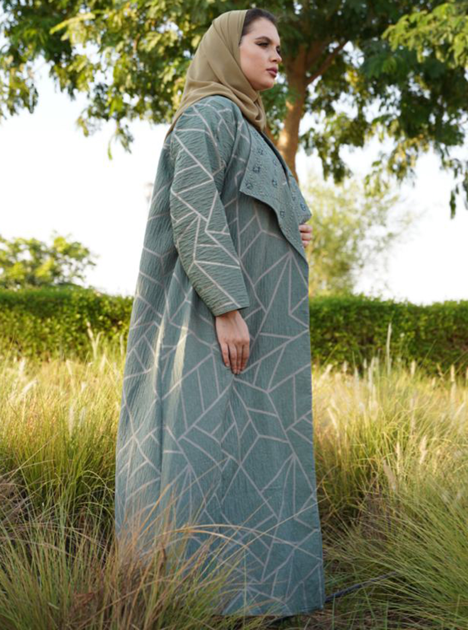Pattern abaya Art pattern abaya with stone design Abayas from Roya ...