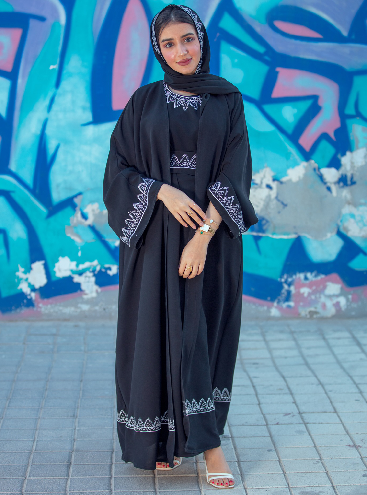 Embroidery abay Unique abaya with white embroidery in abaya + dress ...