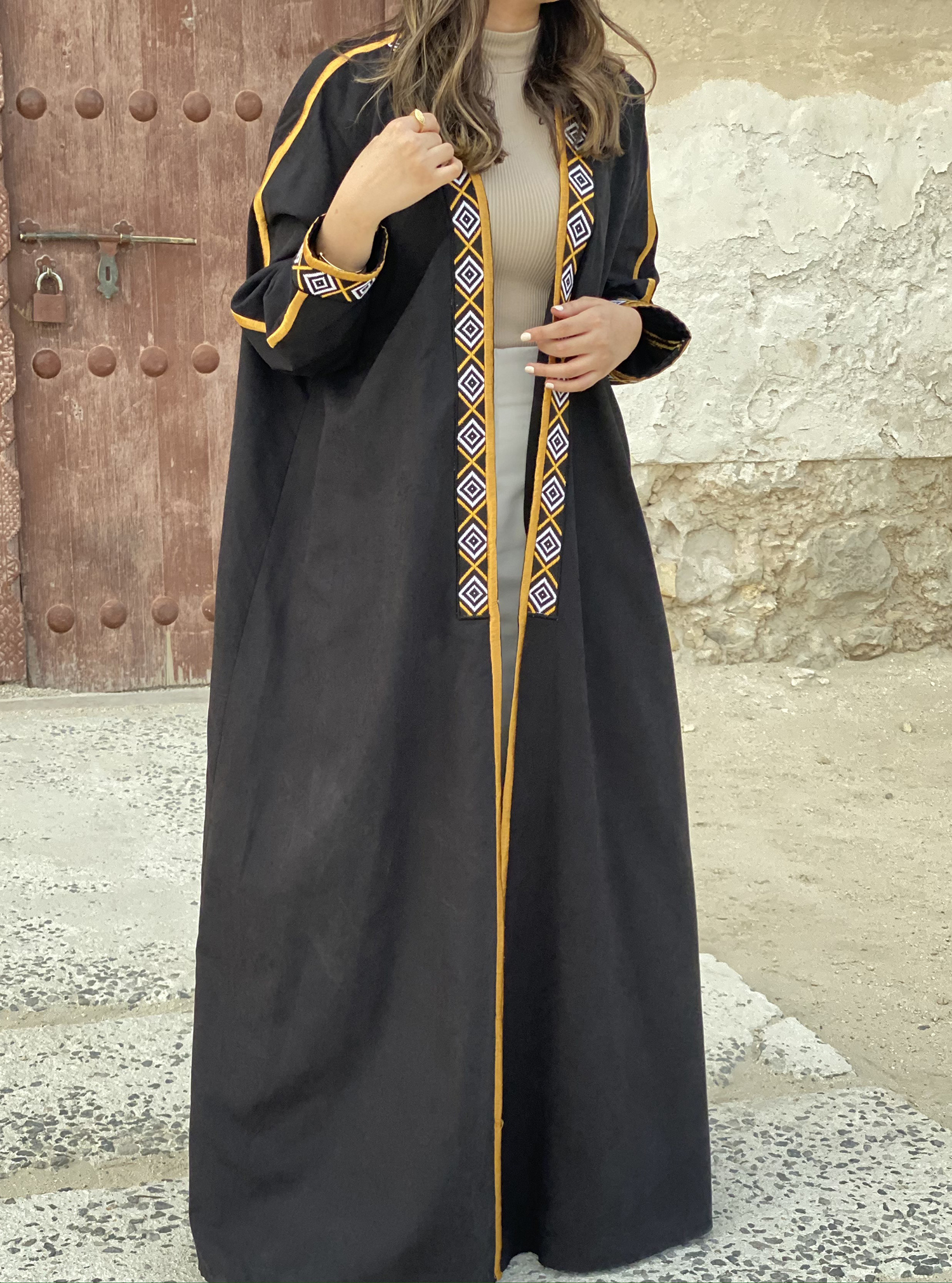 Shamwah Abaya Black shamwah abaya with yellow embroidery Abayas from ...