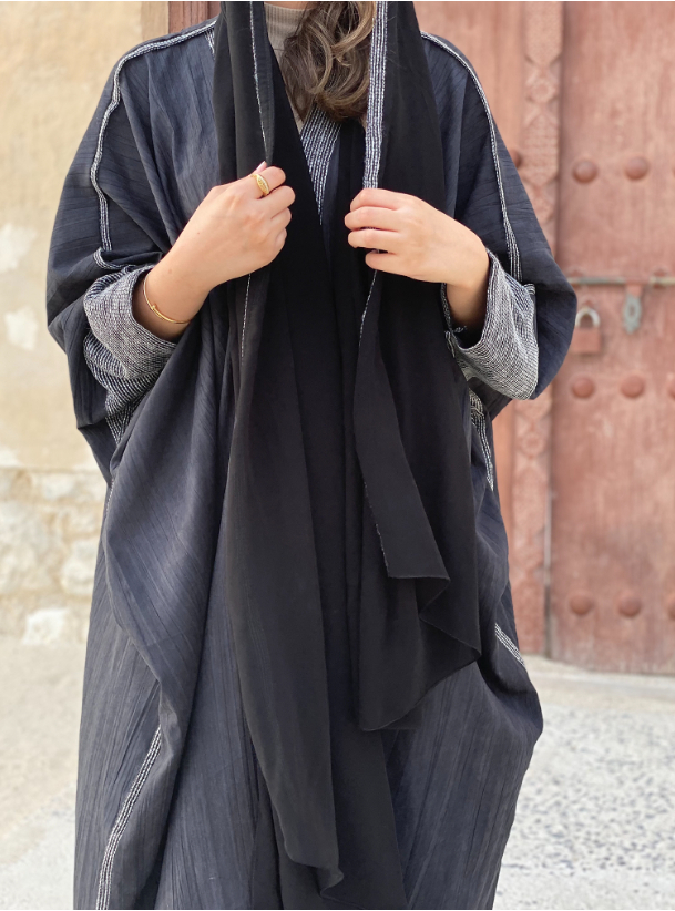 Shamwah Abaya Black shamwah abaya with patterned trimmings. Abayas from ...