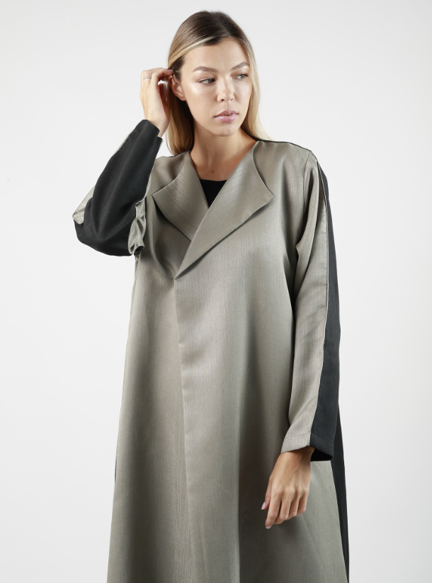 Alya Abaya Alya Abaya in two color combination. Olive and Black. Comes ...