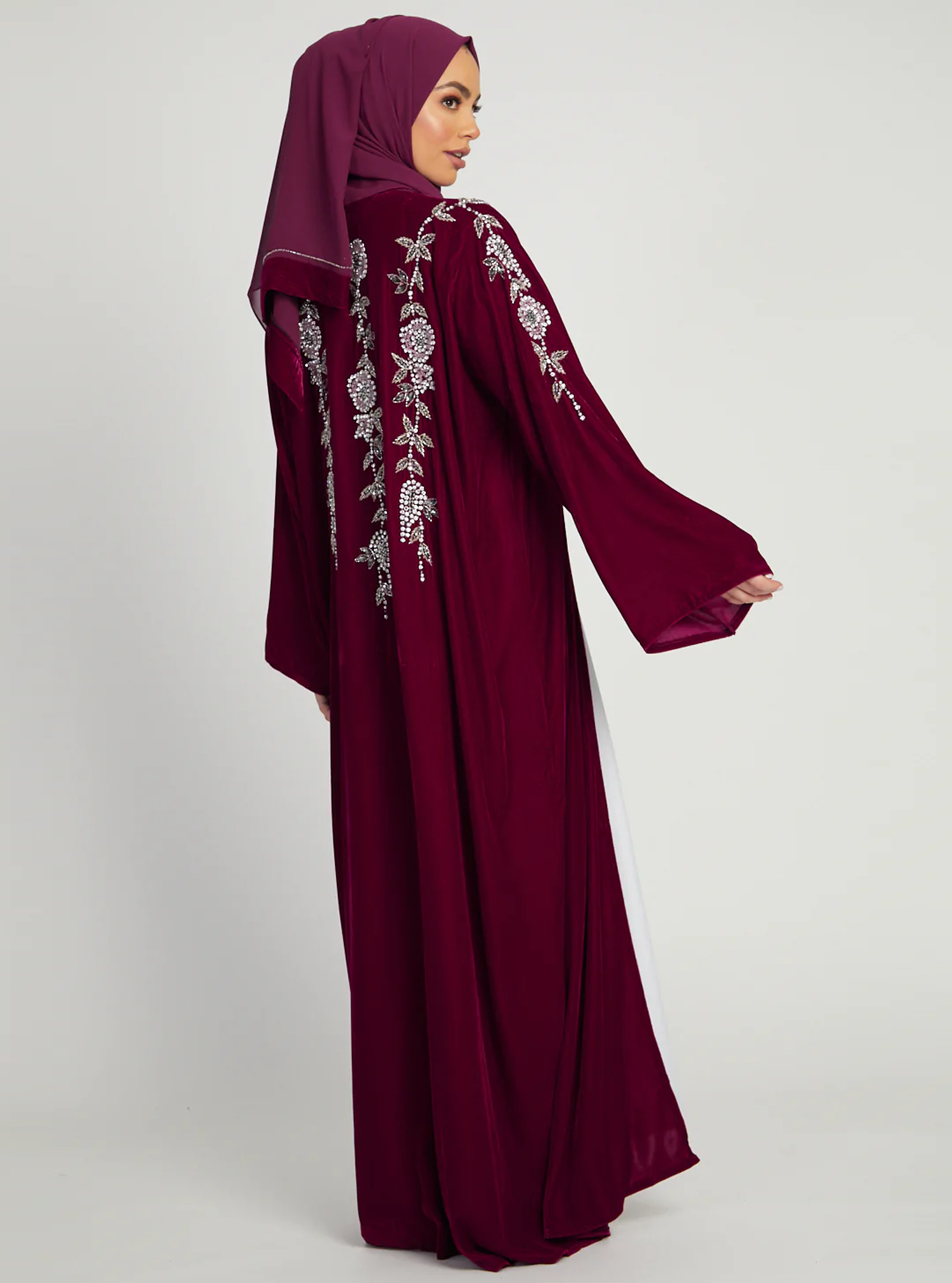NOA59910 Abaya Maroon embellished abaya, comes with a matching belt & headscarf. Abayas from ...