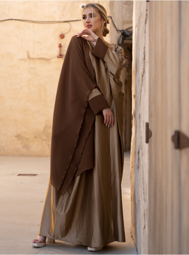 Two-toned Abaya Two-toned brown flowy abaya in beautiful rich tones ...