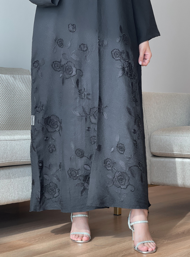 A6 Abaya Black Two layer embroidery abaya with headscarf. Abayas from ...