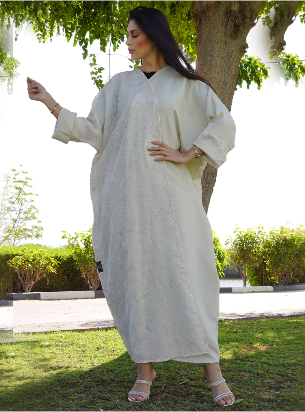 A-28 Abaya Bahraini bisht style abaya with embroidered details. Abayas ...