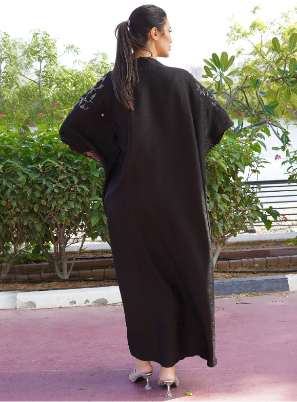 A-30 Abaya Bahraini bisht style abaya adorned with embellishments ...