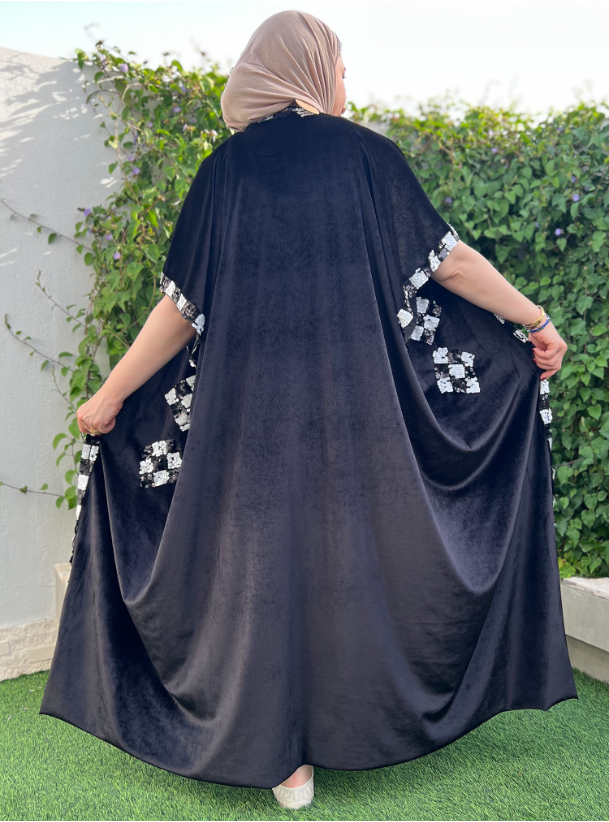 Princess velvet Black velvet bisht with sequined trimmings. Abayas from Roua Designs at Boksha