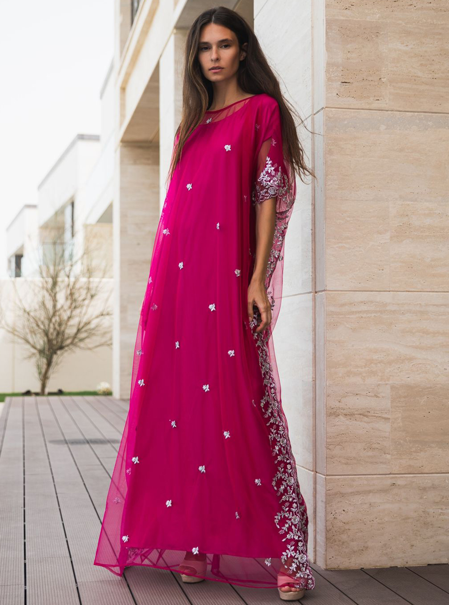 LAM-0017 Kaftan Fuchsia pink kaftan with tulle overlay, adorned with ...