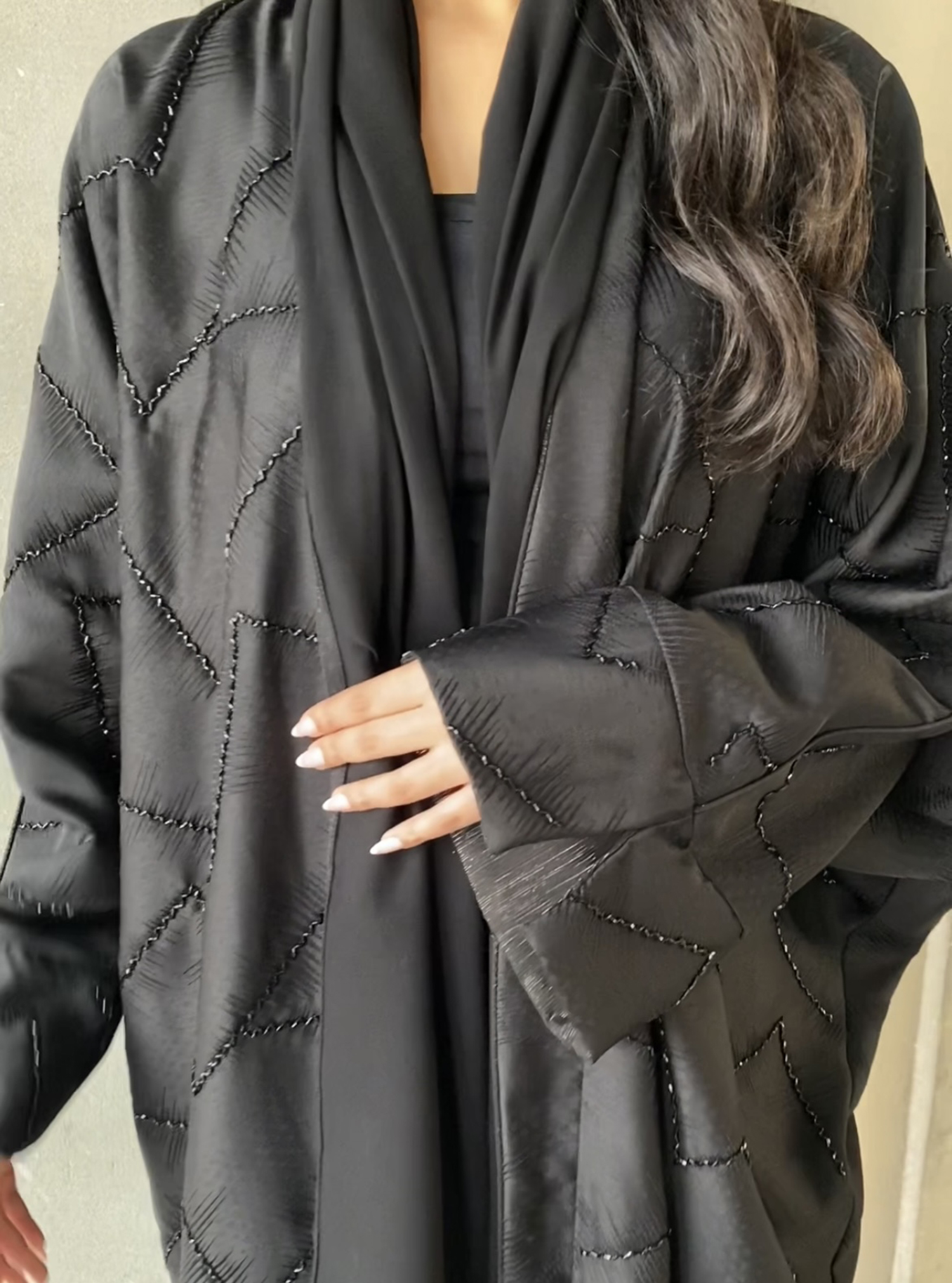 Black abaya Black abaya with embossed crepe fabric Abayas from Femmina ...