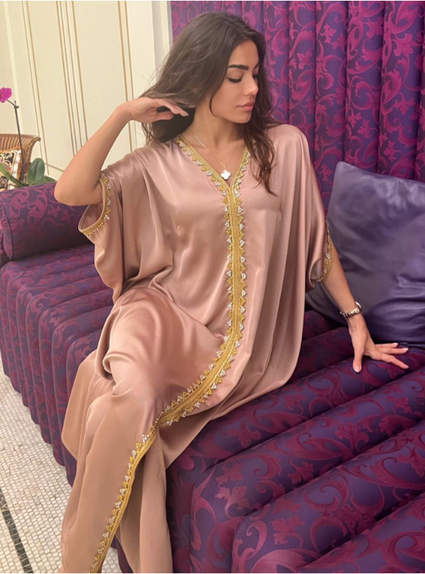 MAYS PINK A flowy crepe kaftan with intricate embellishments exudes grace and elegance. Kaftans ...