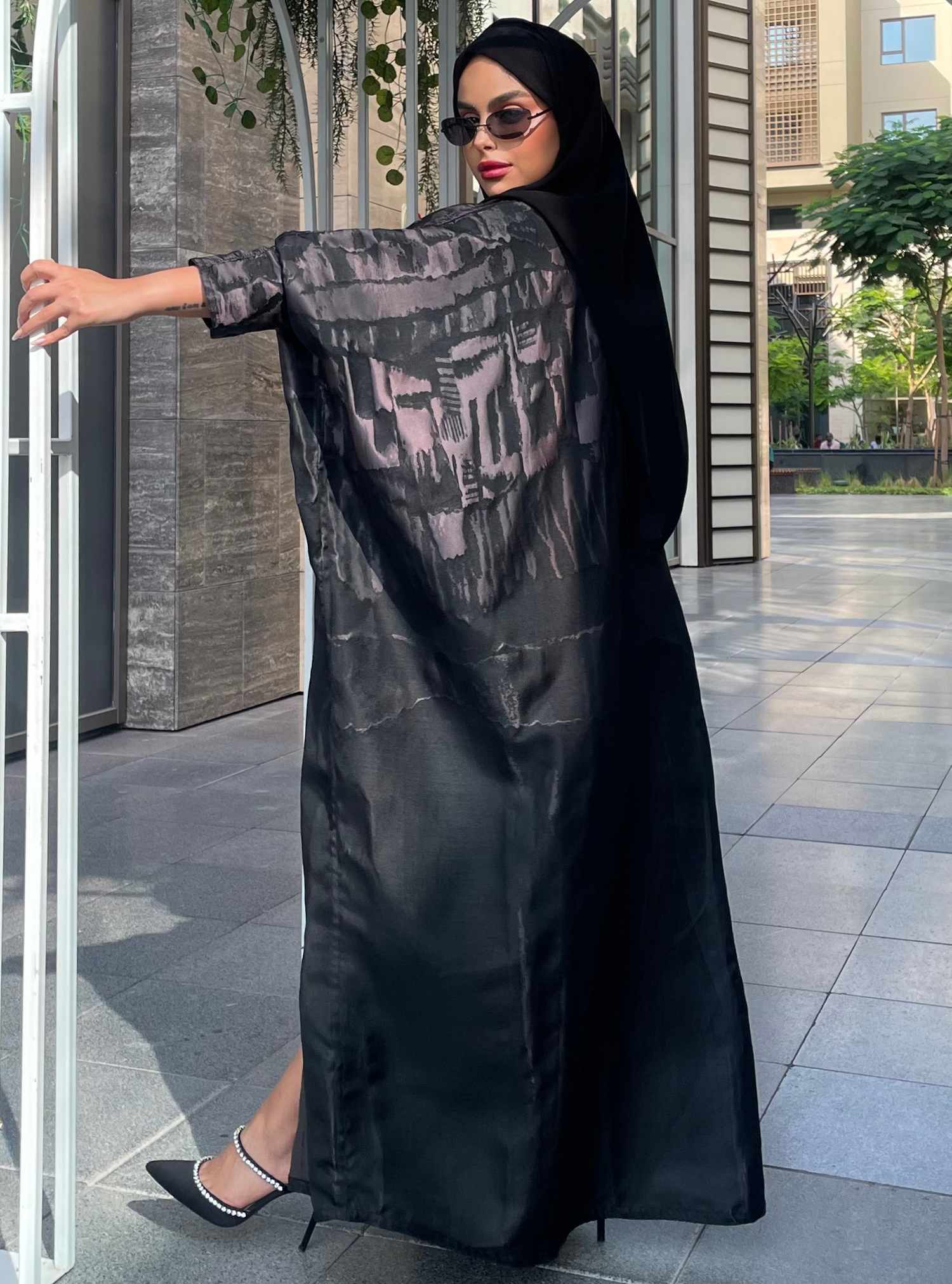 Double Side A two-sided abaya offers versatile and reversible styling options in one garment ...