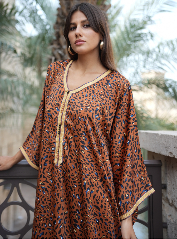 Gala kaftan Kaftan v- neck embroidered in loose fit Kaftans from Morbel kaftan at Boksha