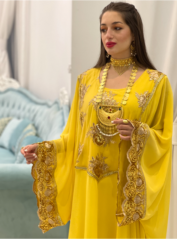 Fancy Mukawar Classy yellow mukhawar with embellished trimmings ...