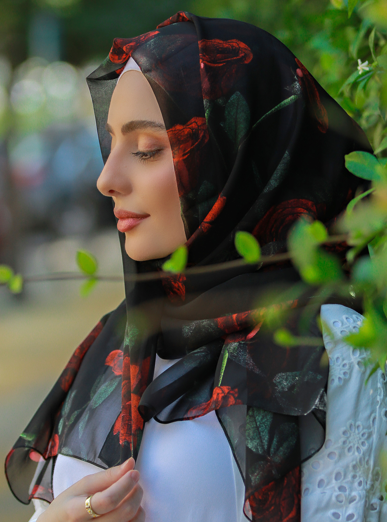 Floral Silk Italian Floral silk scarf 175 x 70 cm *size may vary 1 to 3 ...