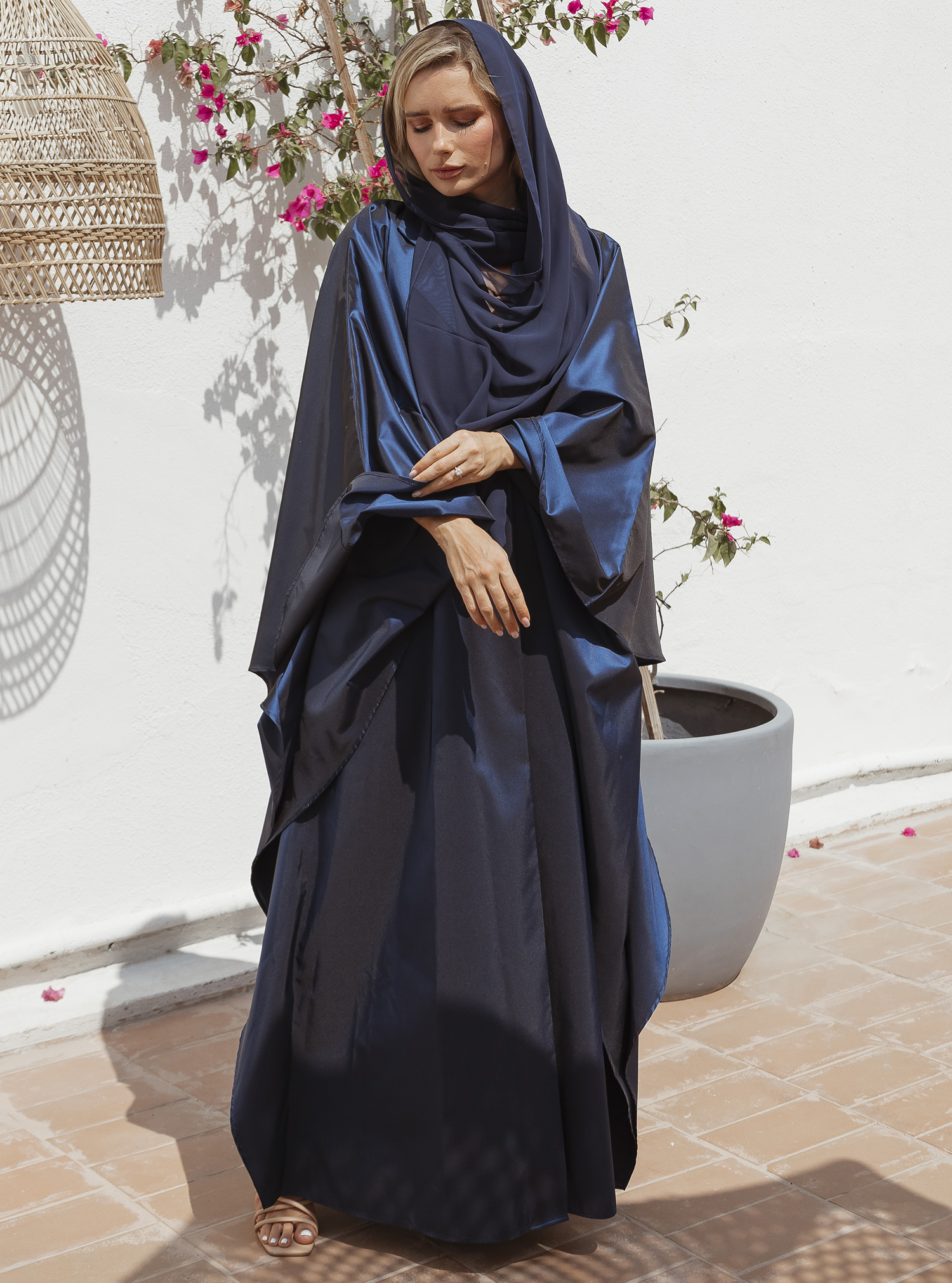 BLUEBIRD High quality material for loose and comfortable design ...