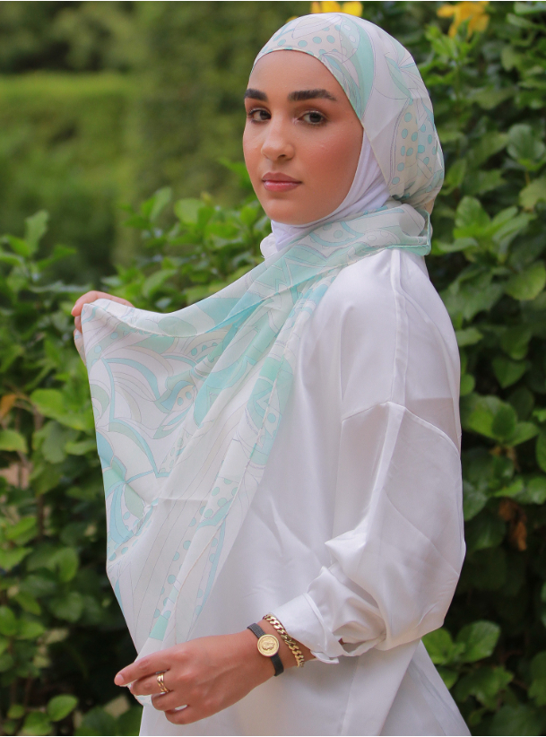 Aqua Italian Printed silk scarf 175 x 70 cm *size may vary 1 to 3 cms ...
