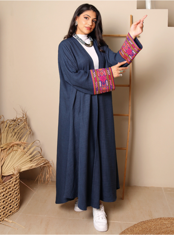 C0020 Grey blue Long bisht with an elegant Arabic-style embroidery ...