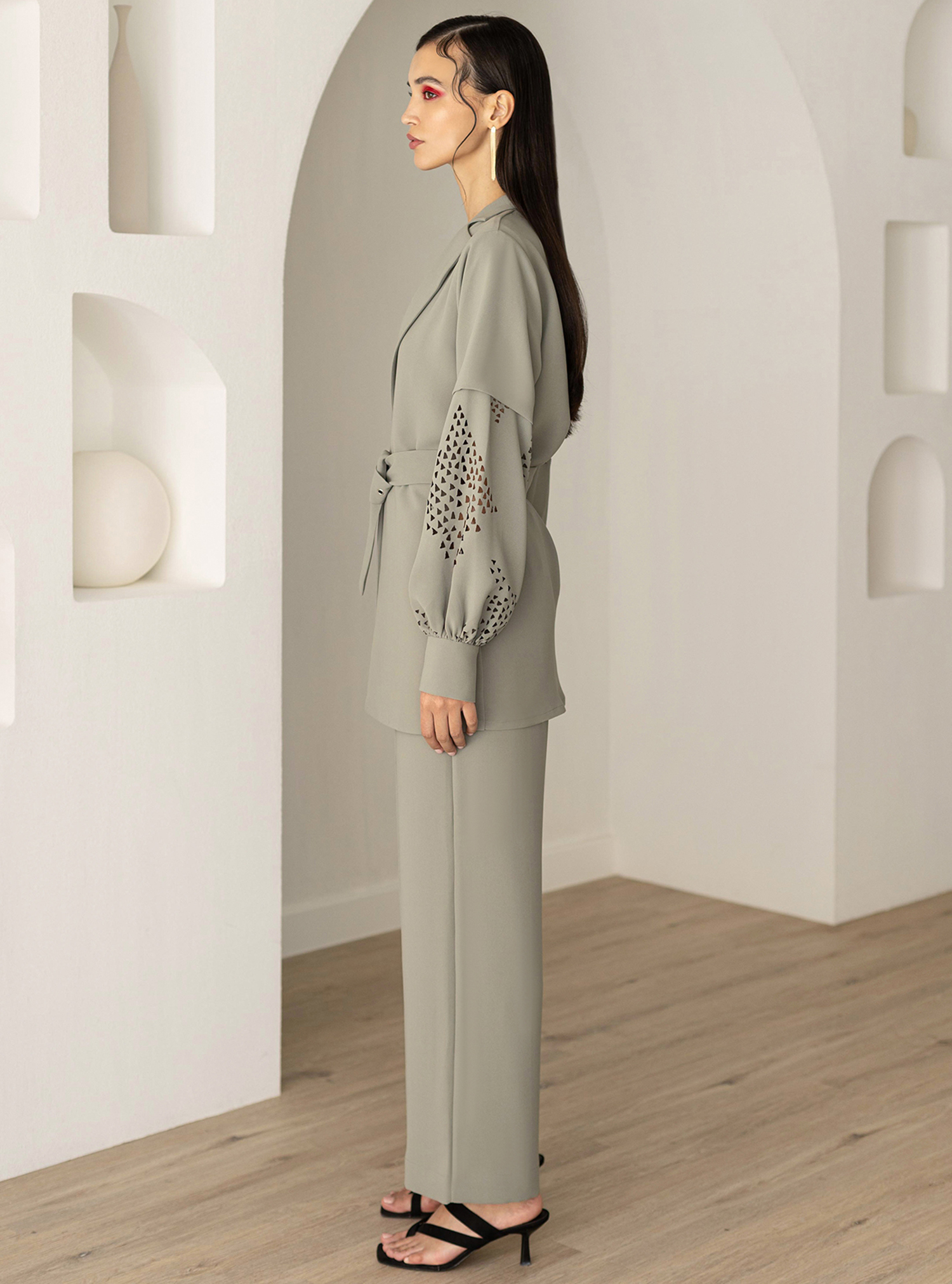 LAYLA Travel wear set with bishop sleeves with laser cut & belt Travel ...