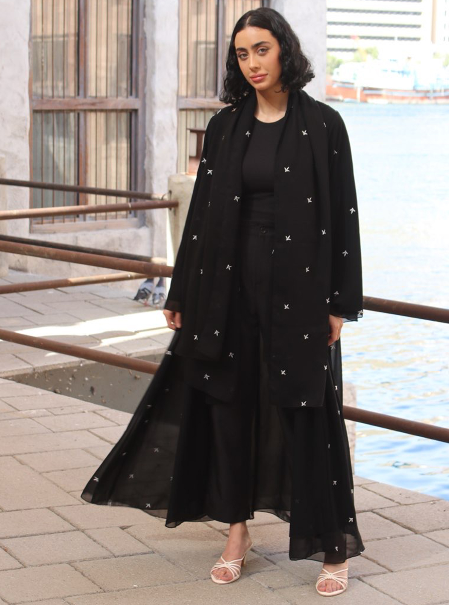 BLACK ABAYA Black Abaya with white embroidery, comes with a Matching ...