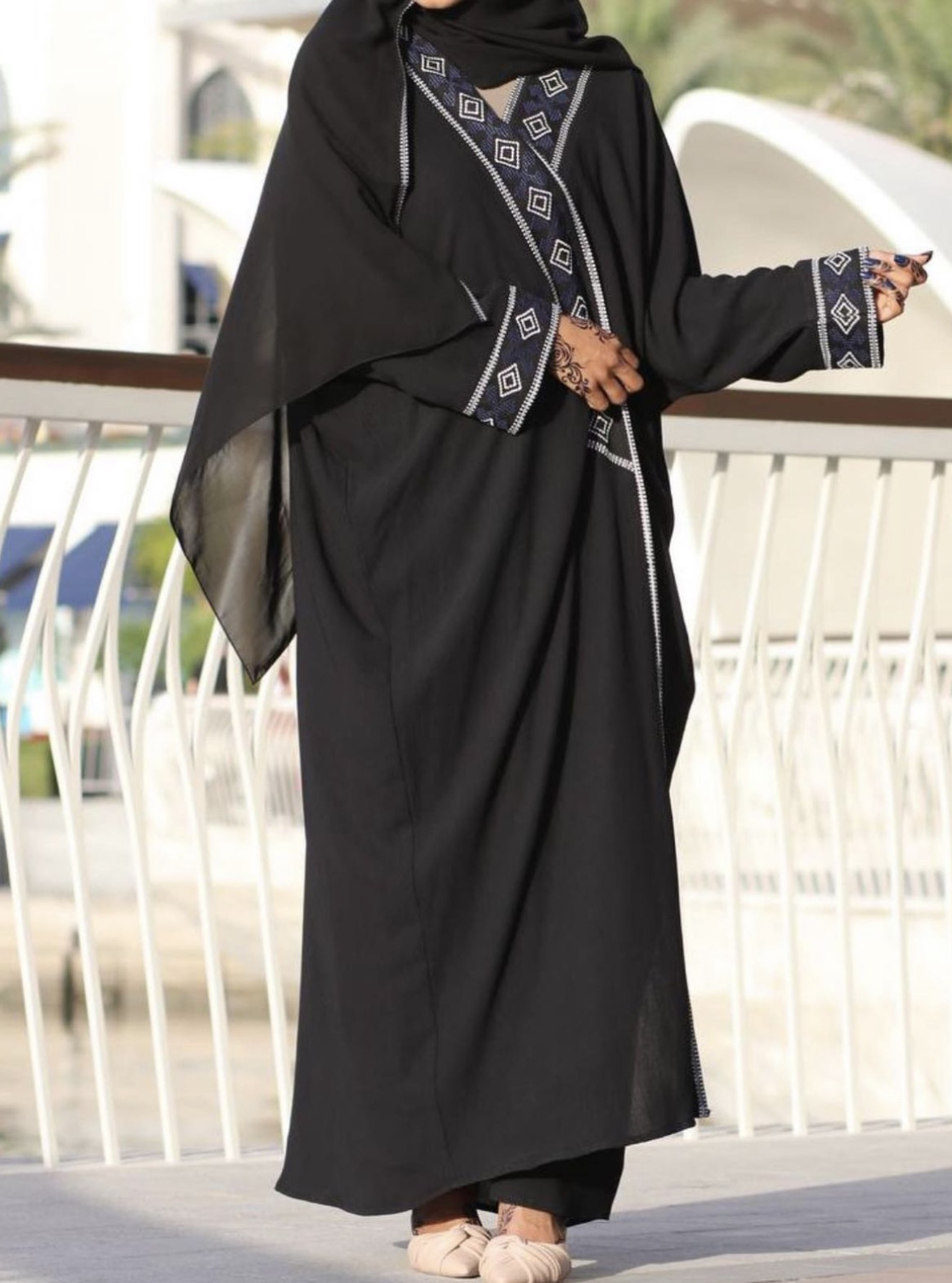 BLACK ABAYA Black embroidered abaya comes with a black scarf Abayas ...