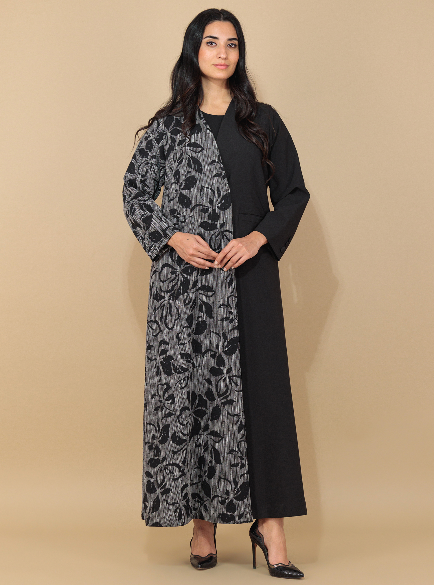 Black Abaya Elegant and Simple Black Abaya With Florals on Ash Design ...