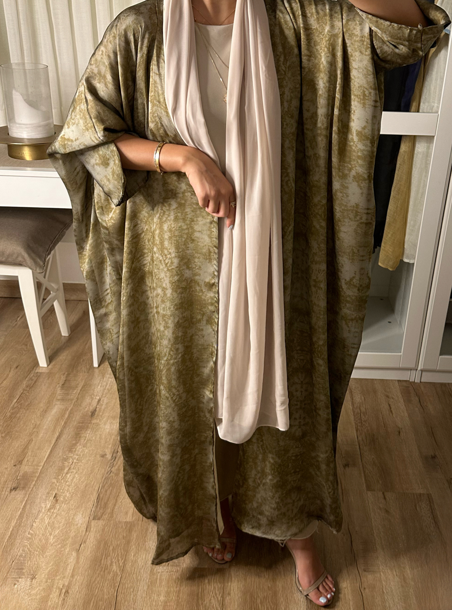 Green Pattern Beautiful Shade of Green Chiffon Summery Oversized Abaya ...