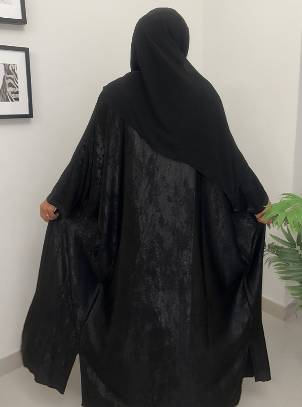 BISHT ABAYA Shimmer bisht abaya comes with a Matching scarf Abayas from My Abaya at Boksha