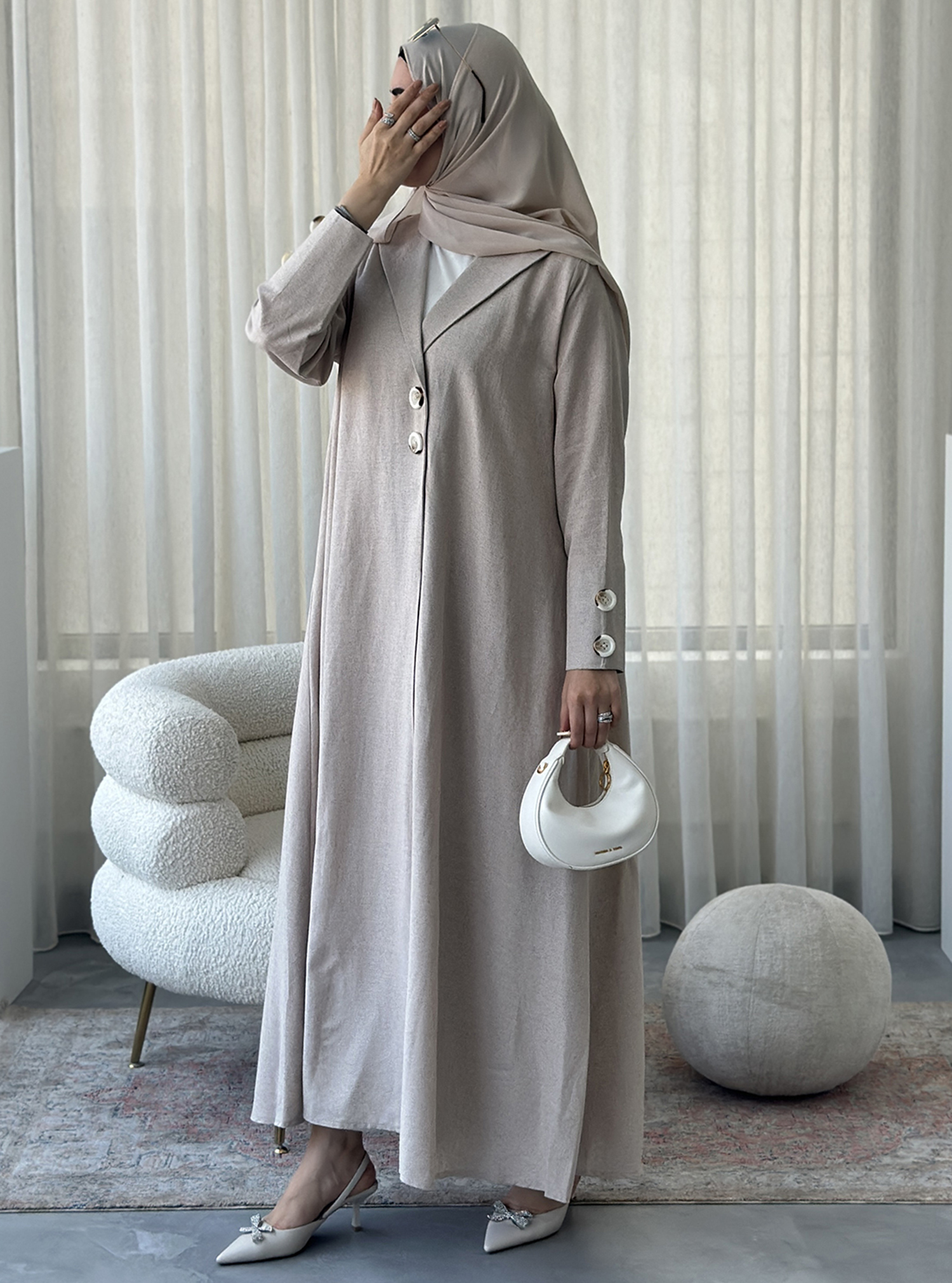 Travel abaya Linen abaya designed for travel and work Abayas from Jewel ...