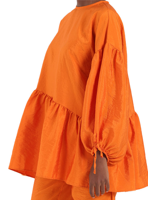 Frilly Set Top with frilly details paired with matching pants Travel ...