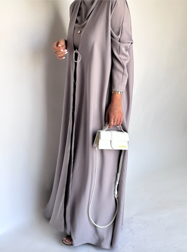 Daily Abaya Set Daily Grayish-Purple Light Weight Flowy Abaya and ...
