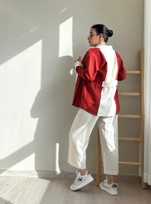 Travel Full set 3-piece travel set featuring a jacket, vest and ...