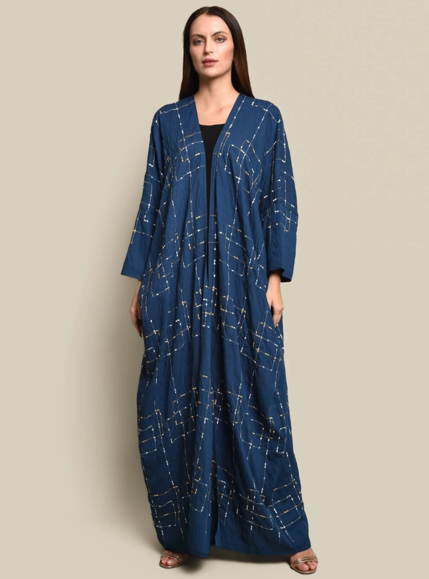 Bisht abaya set Embroidered Cotton abaya set Abayas from Brokar ِAbaya ...