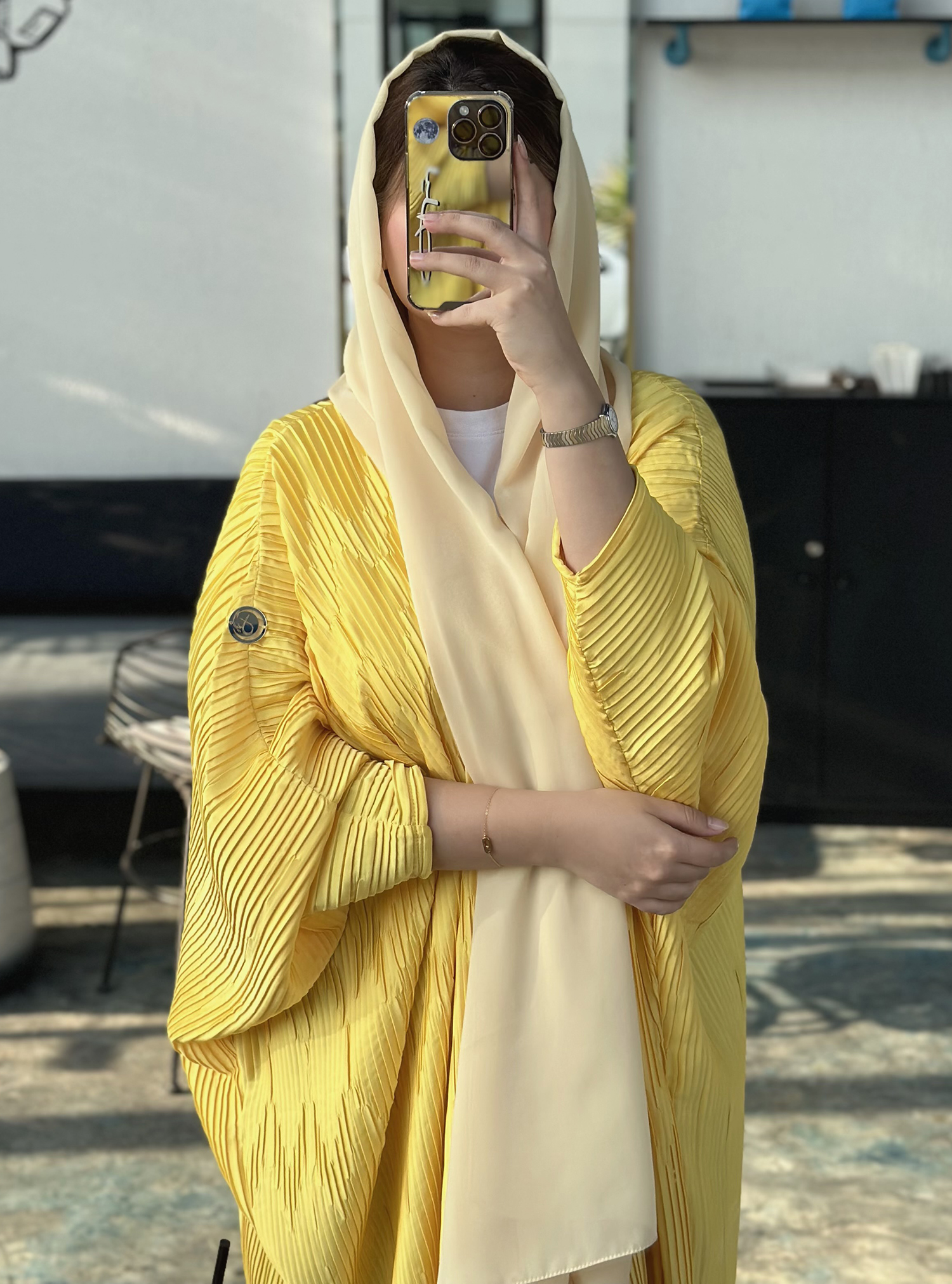 Crushed yellow Crushed yellow bisht abaya with headscarf. Abayas from ...