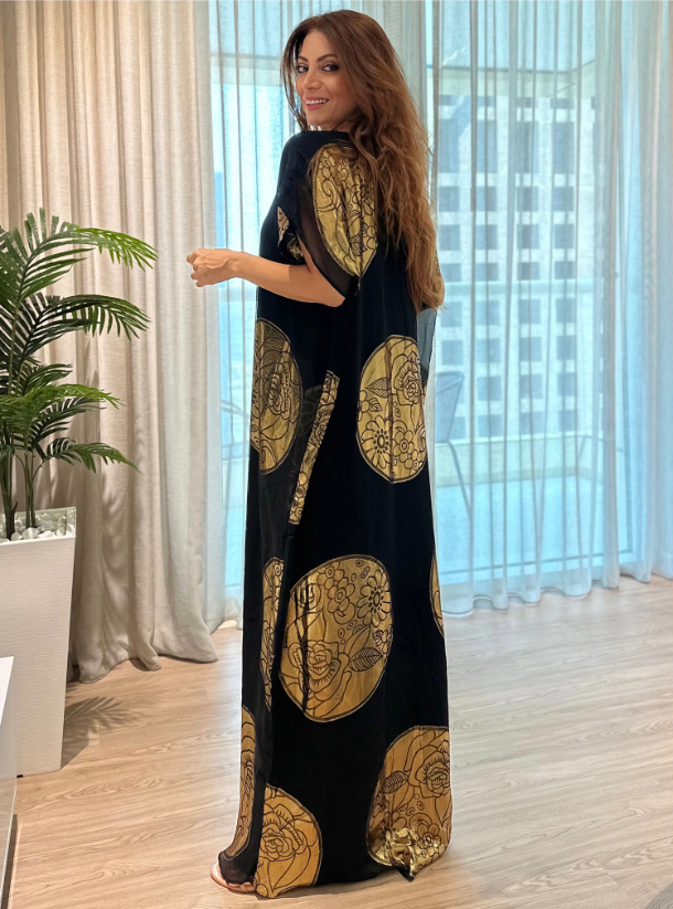 Golden Circle 100 % silk kaftan crafted from luxurious 100% silk ...