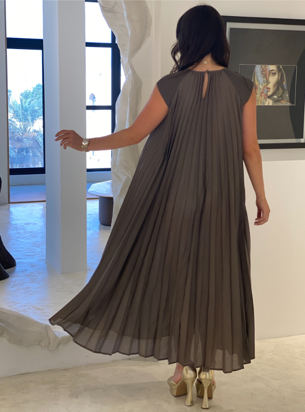 TT52 Abaya An elegant pleated dress with cap sleeves. Dresses from THE THREADZ at Boksha