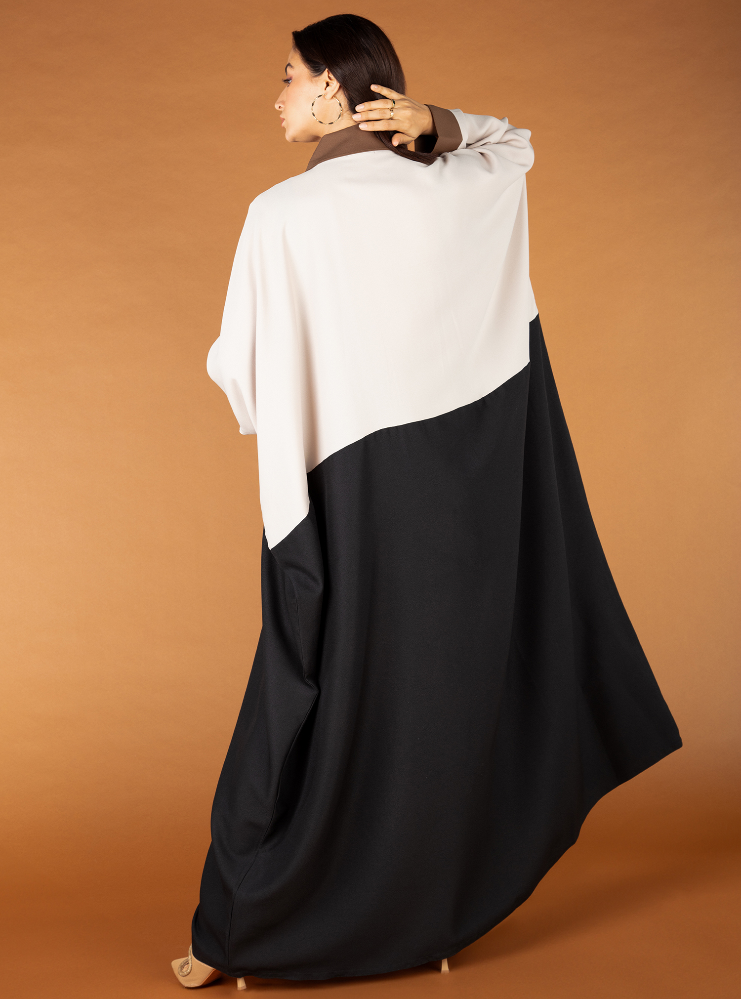 N63A Abaya tri-colored abaya with statement cut. Comes with a headscarf ...